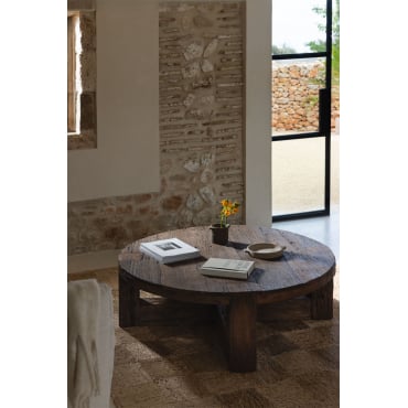 Runder Couchtisch Ø120 cm aus recyceltem Juvira-Holz - SKLUM