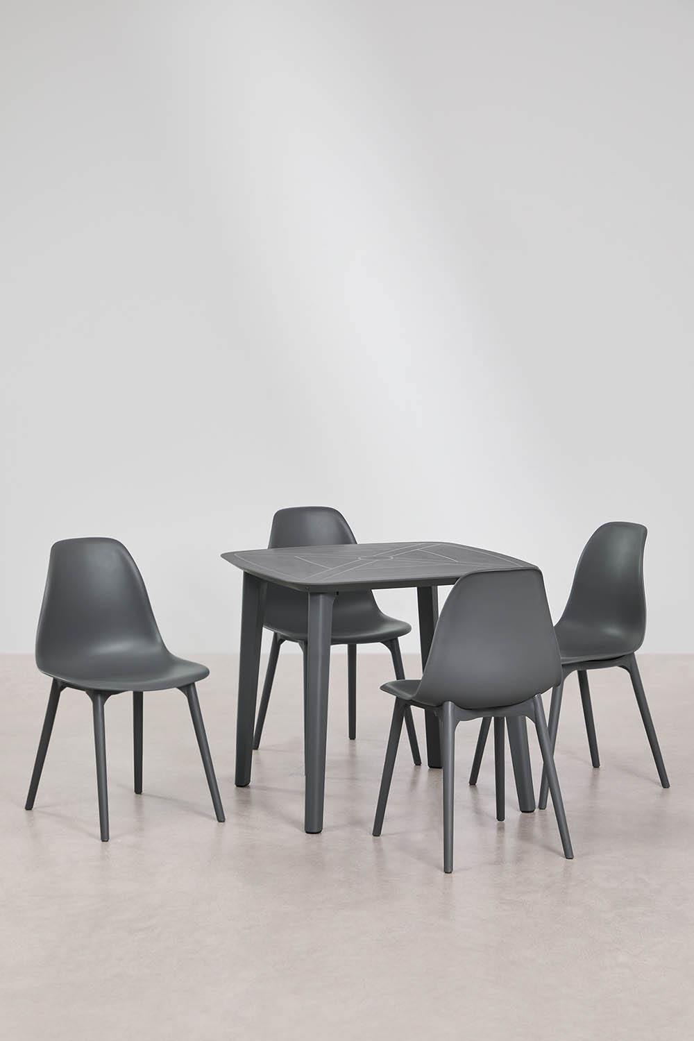 Set aus quadratischem Tisch 85x85 cm und 4 Gartenstühlen aus ...