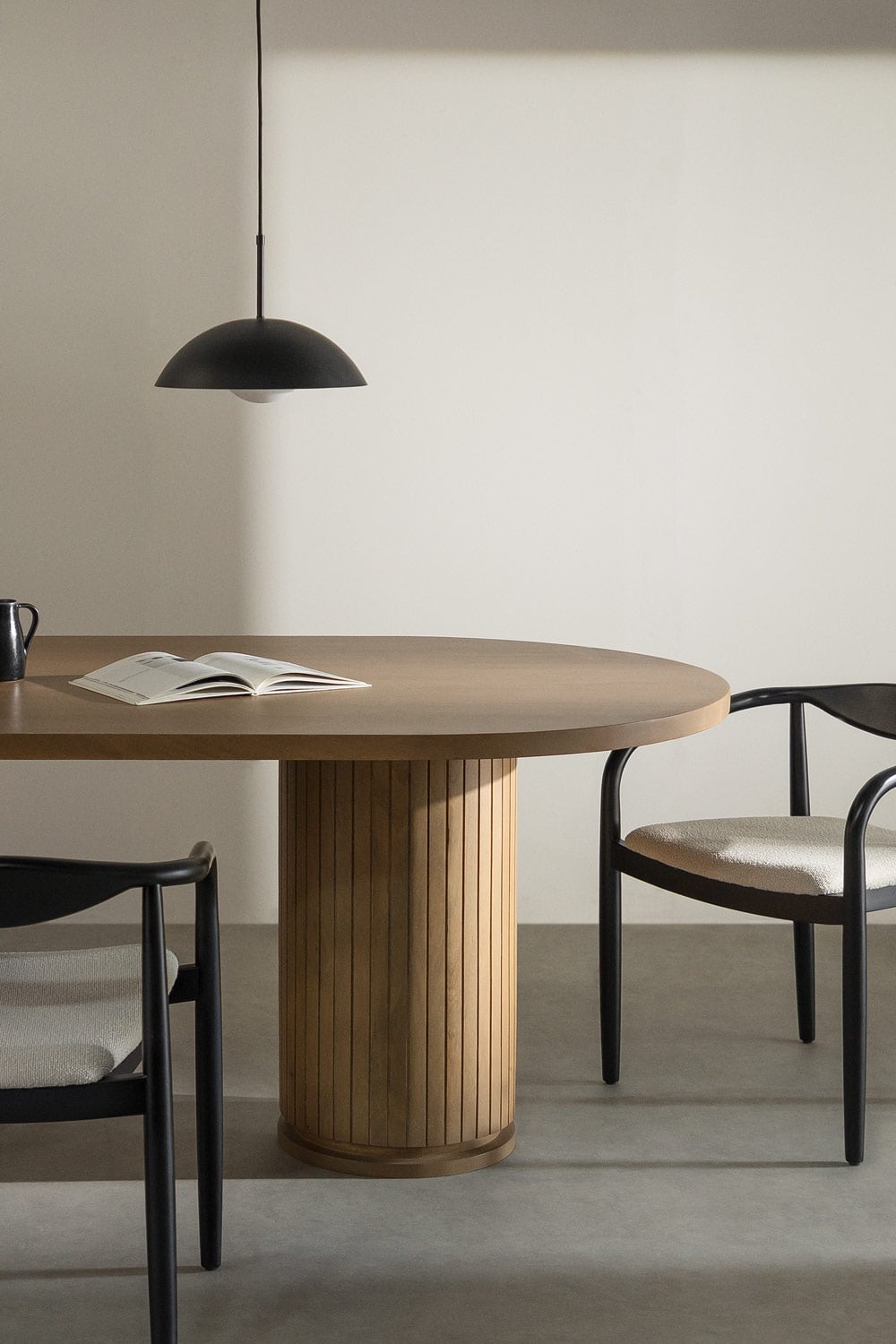Mesa de comedor ovalada en madera de mango Analis - SKLUM