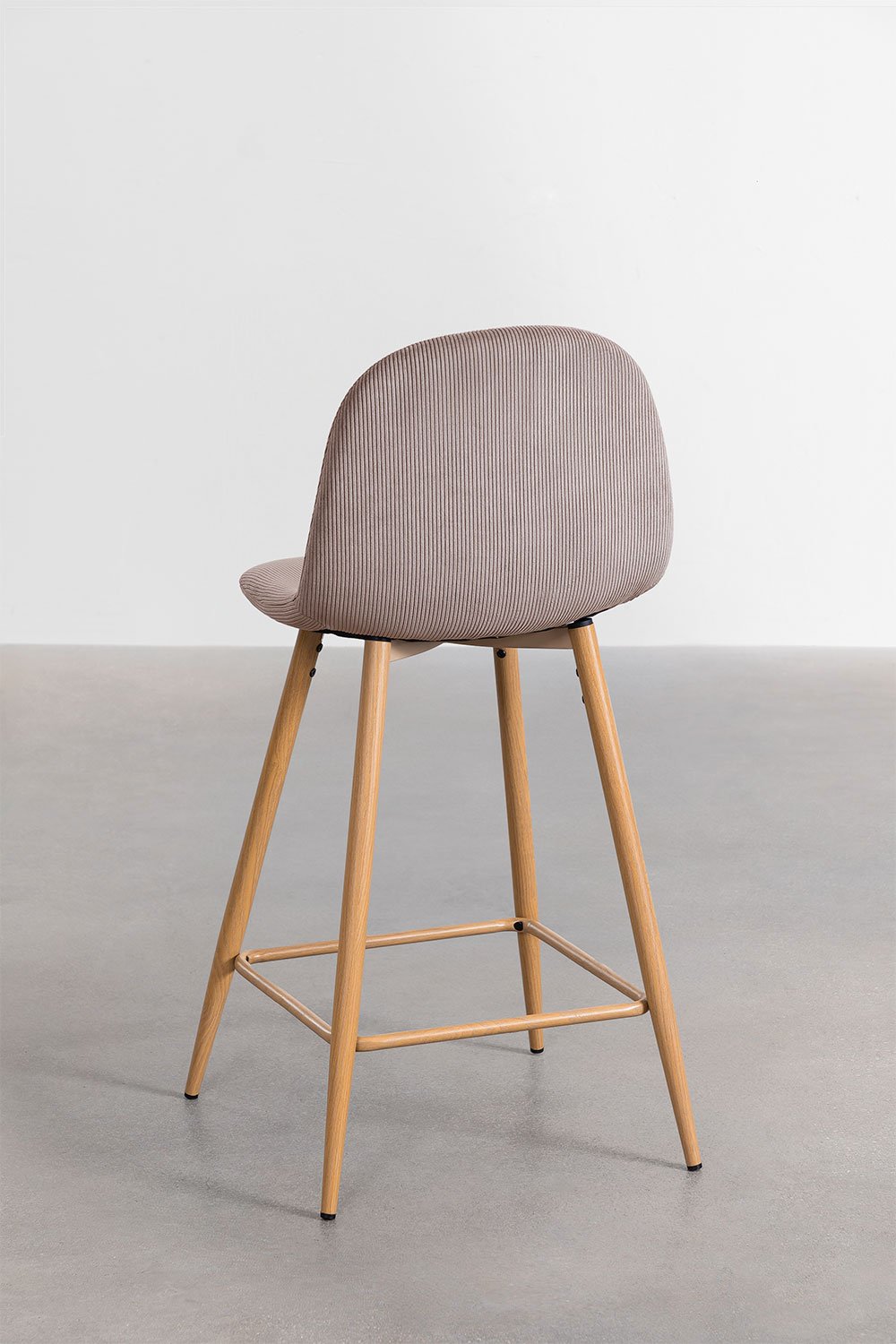 Pack de 2 taburetes altos 65 cm en pana marrón moka y patas acabado ...