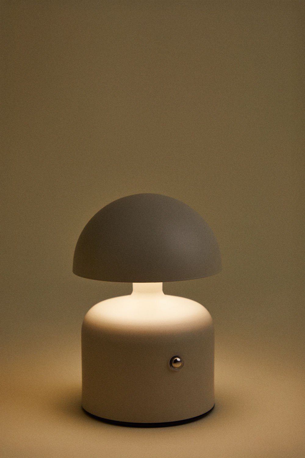 Lámpara de mesa LED inalámbrica en hierro Nantali - SKLUM