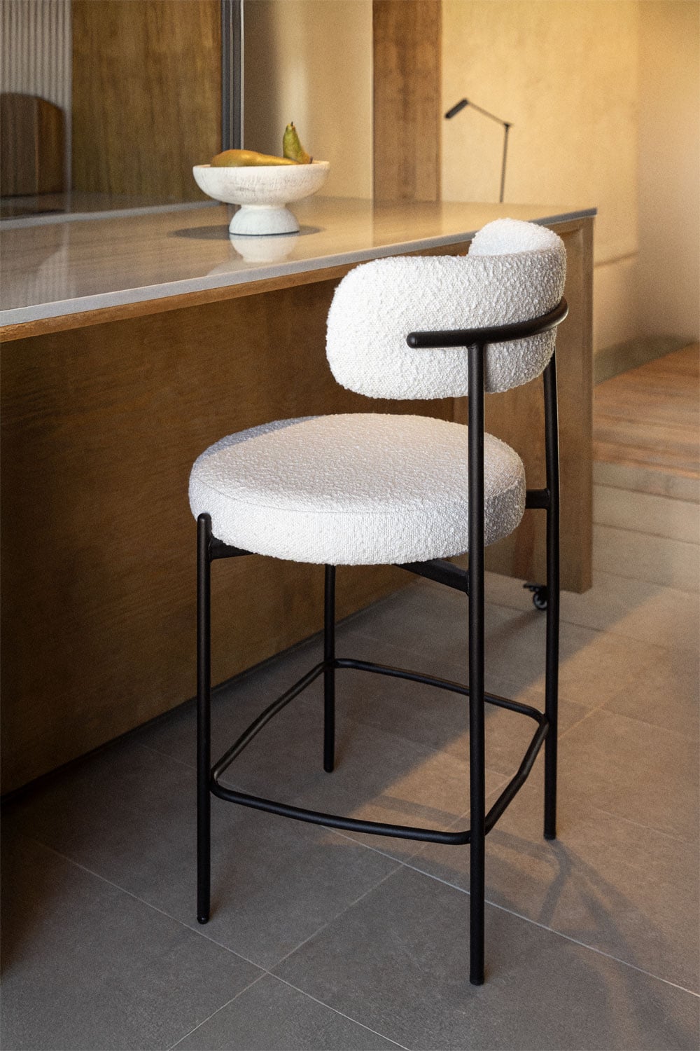 Lot de 4 tabourets hauts rembourrés Anisa 65 cm avec dossier - SKLUM