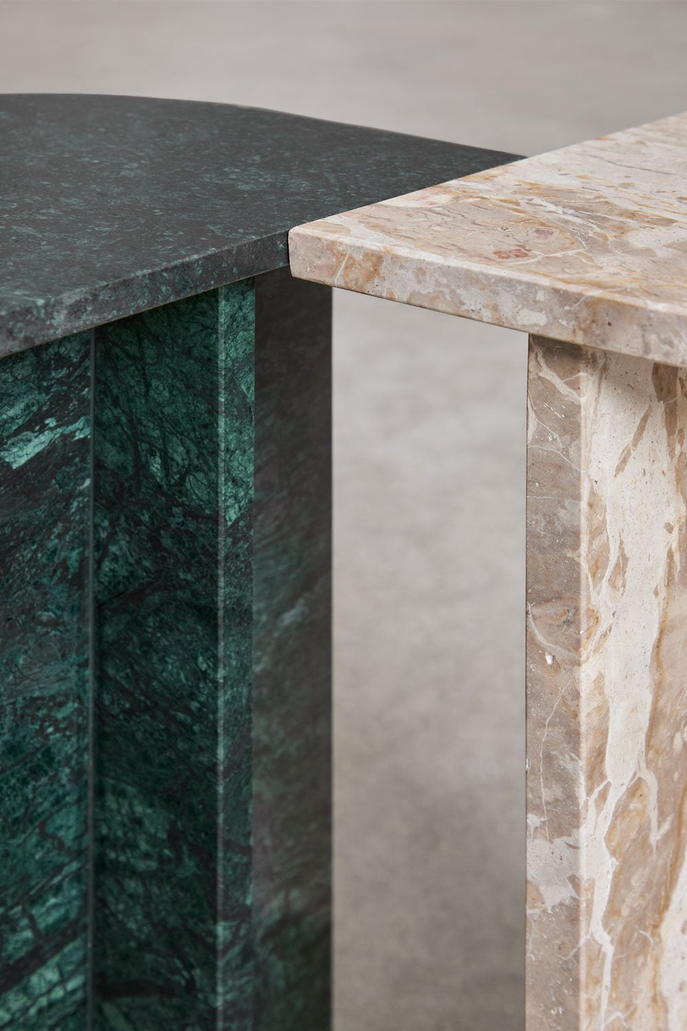 Table de chevet en pierre naturelle Corwel - SKLUM