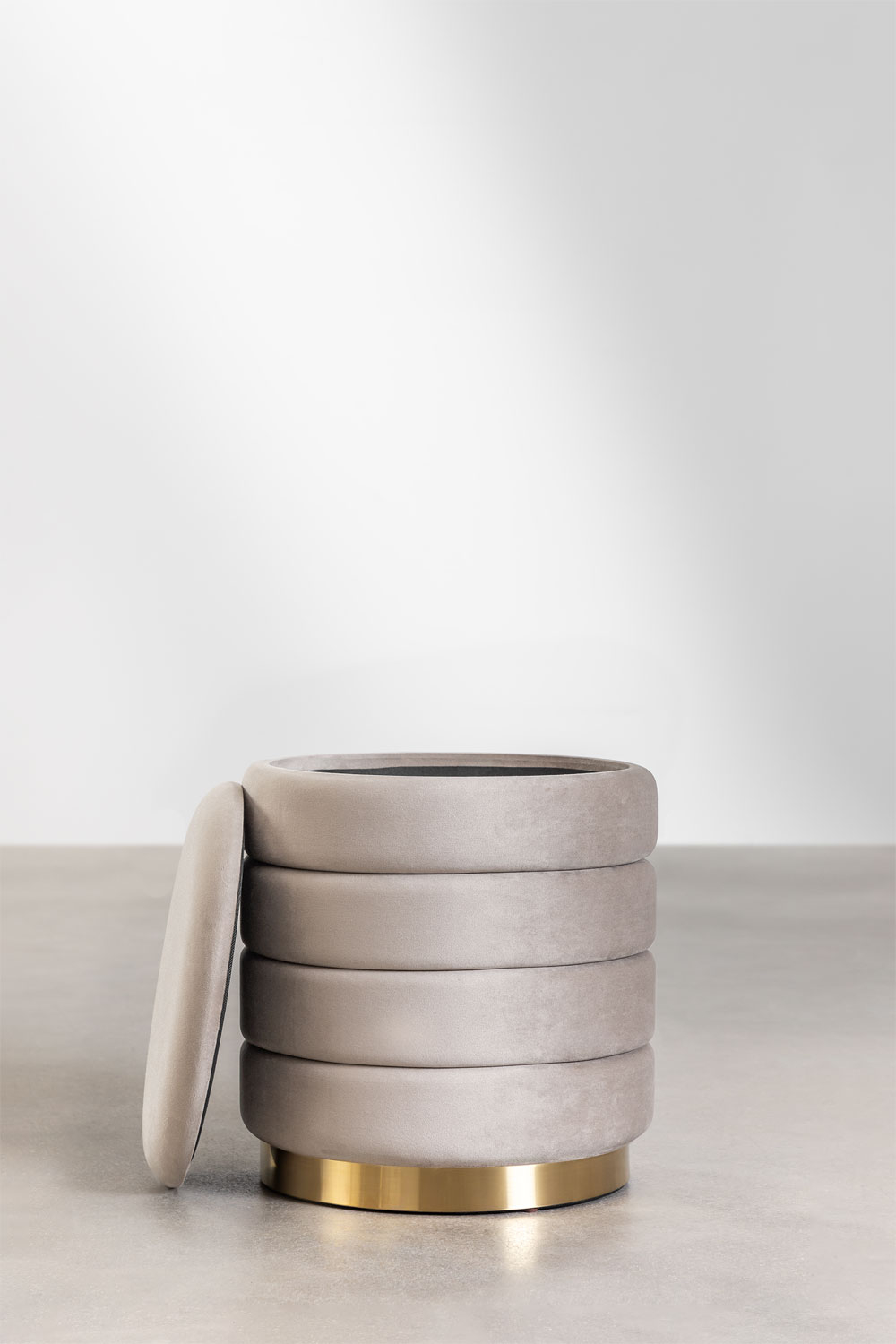 Bradford velvet storage pouffe - SKLUM