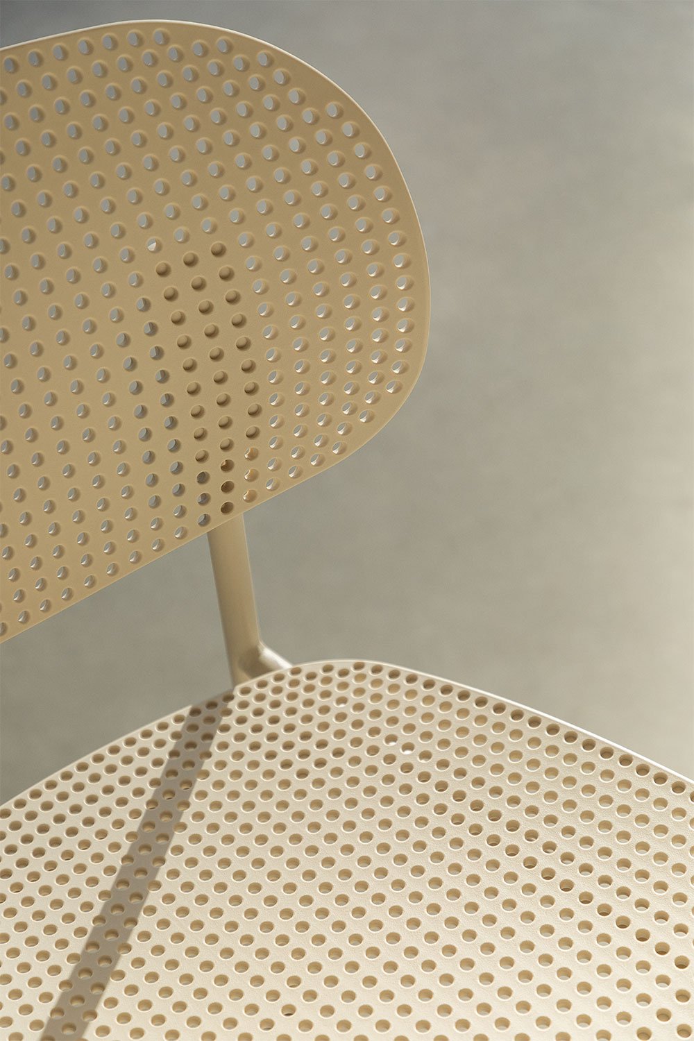 Pack of 4 Tupah garden chairs in iron and polypropylene - SKLUM