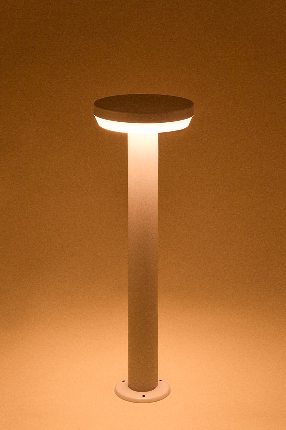 Ovint stainless steel outdoor LED beacon - SKLUM