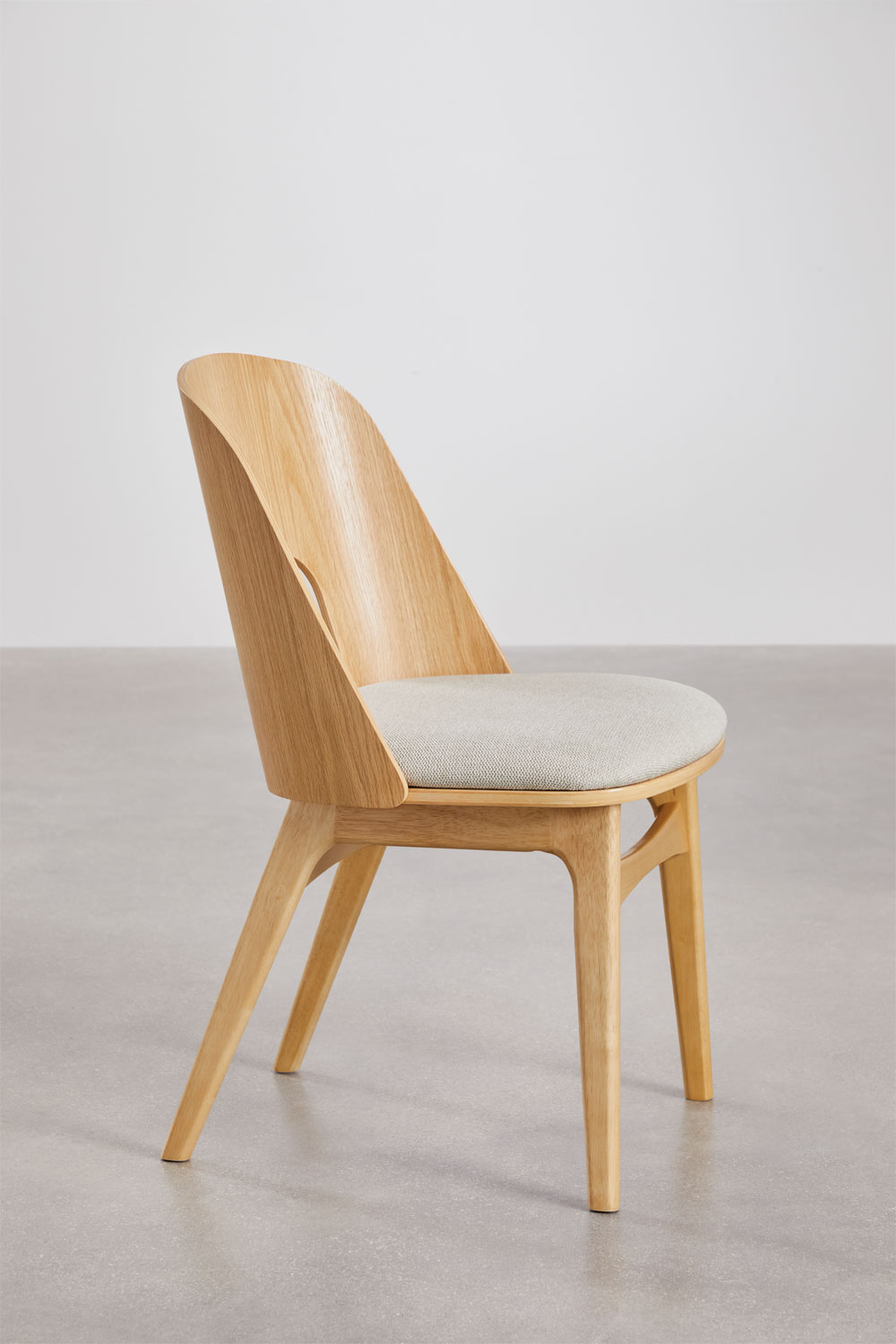 Dining chair in wood and upholstered Juna - SKLUM