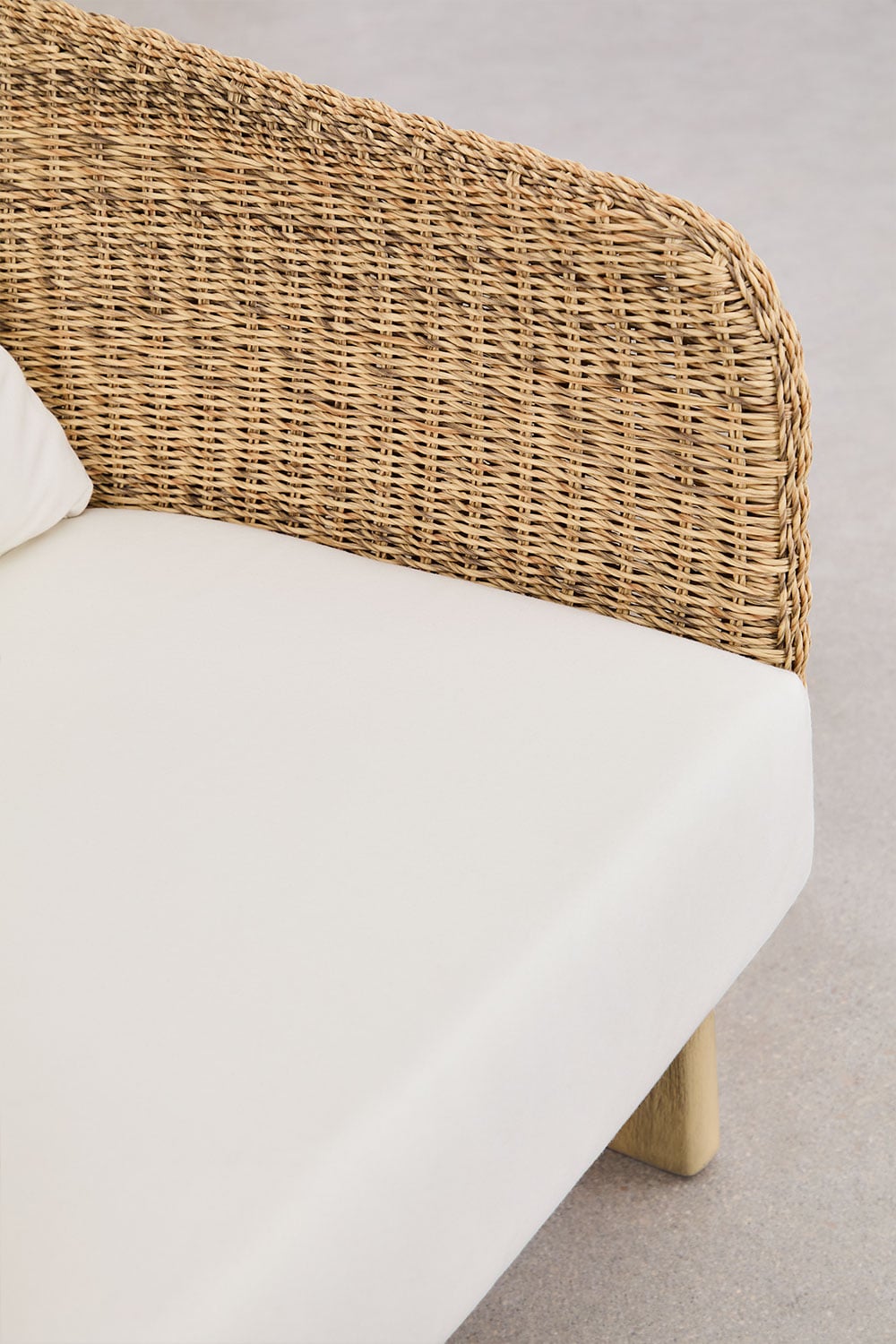 Leilan acacia wood and synthetic rattan armchair - SKLUM