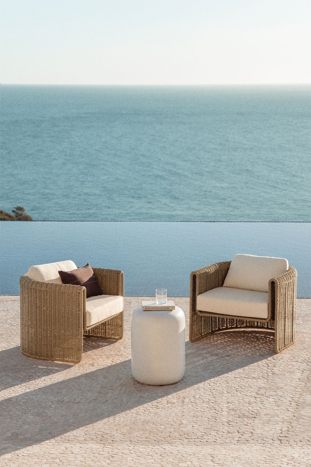 Garden set with 2 armchairs in steel and synthetic rattan Lina and ...