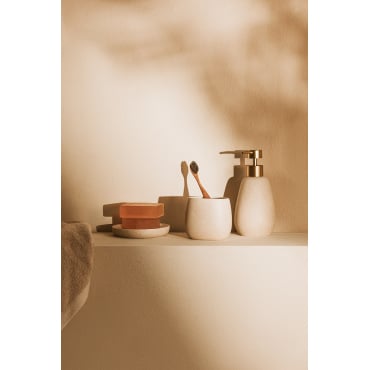 Set da bagno in resina Yegro - SKLUM