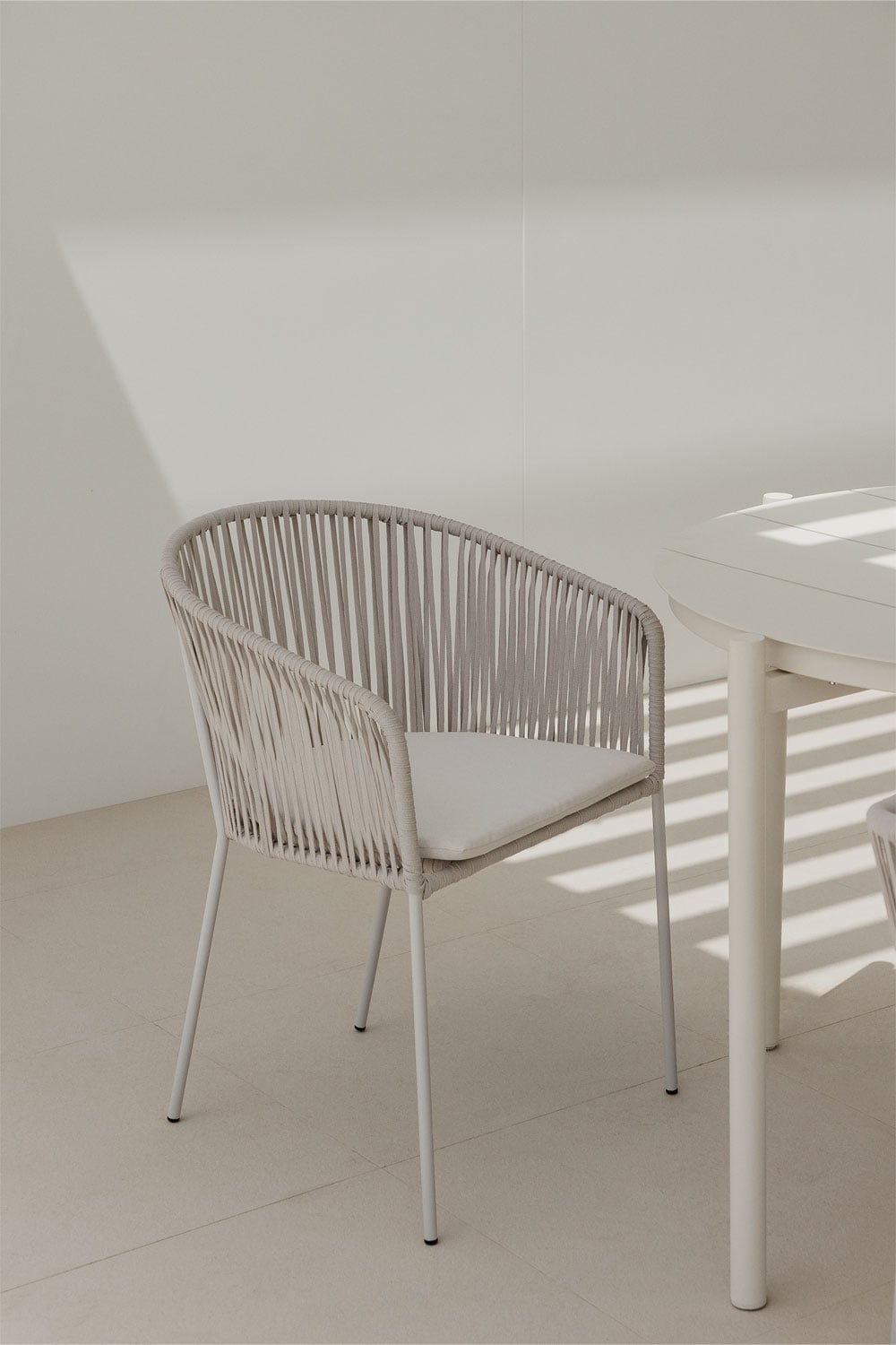 Pakket van 4 stapelbare tuinstoelen met armleuningen van ijzer en ...