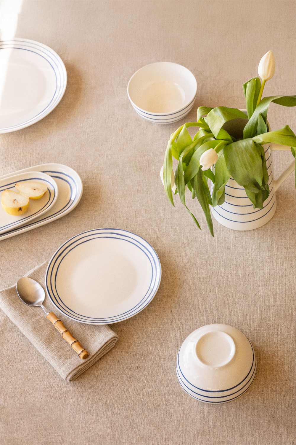Isolda 12-delige nieuwe serviesset van bone china - SKLUM