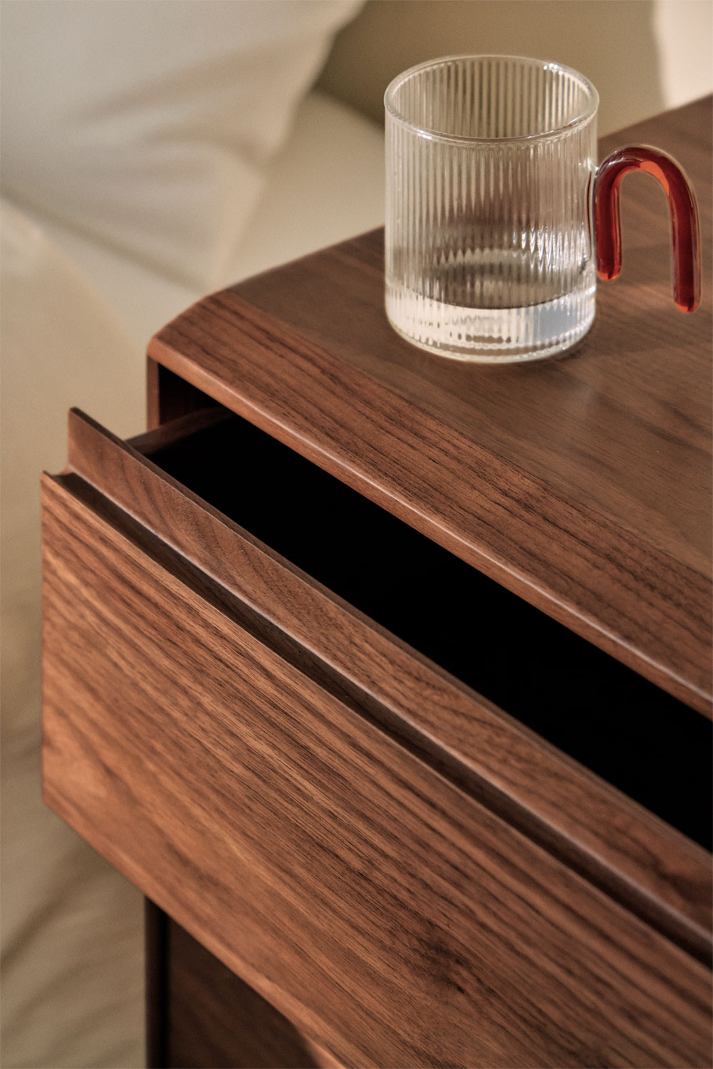 Mesa de cabeceira retangular 50x40 cm em madeira Treveris - SKLUM