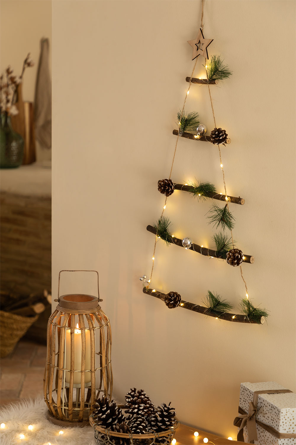 Christmas tree wall lights store