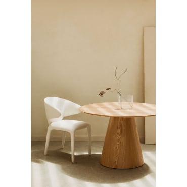 Aura round wooden dining table - SKLUM