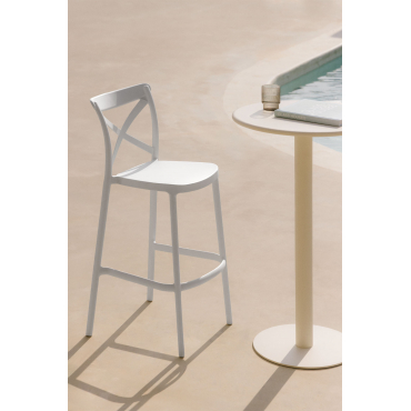 Stackable high garden stool in polypropylene Otax - SKLUM