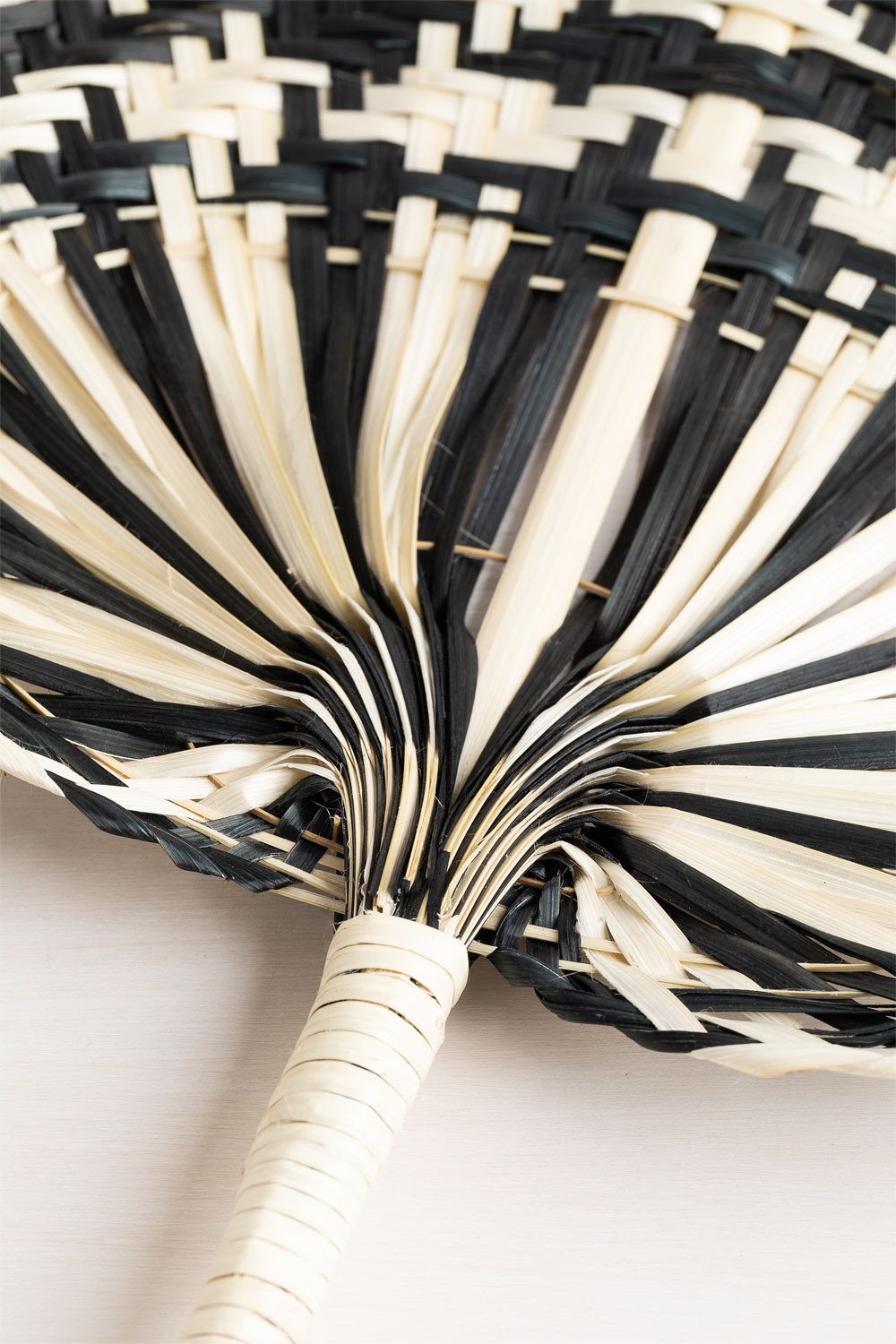 Decorative Pai Pai Fan Niokos - SKLUM