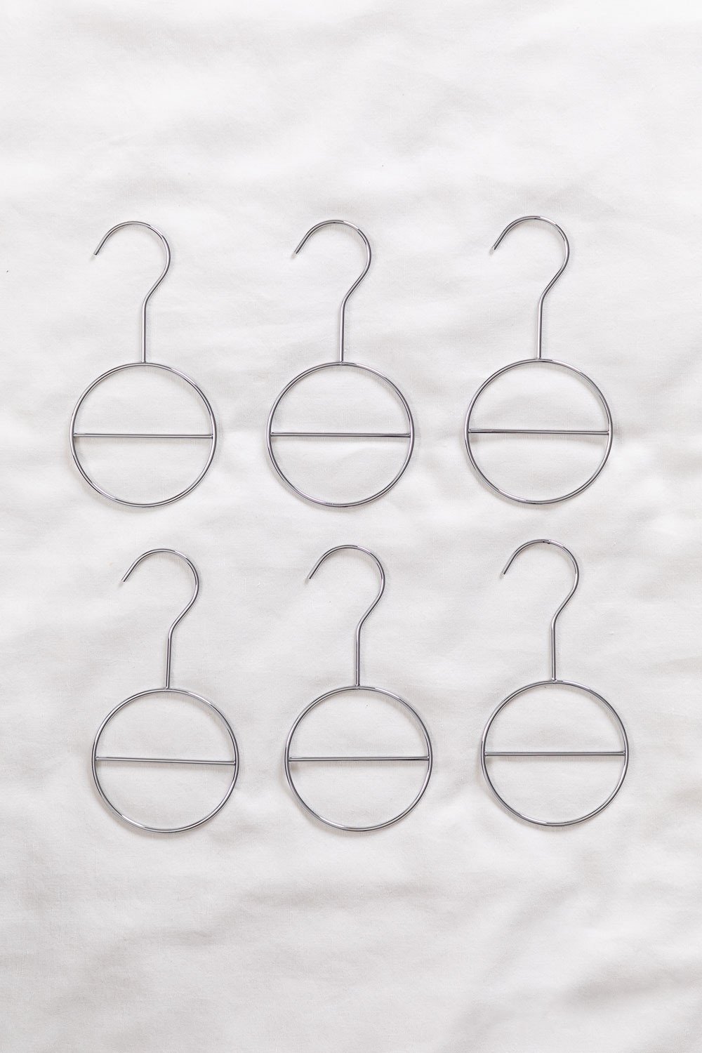 Set of 6 Metallic hangers Gärde - SKLUM