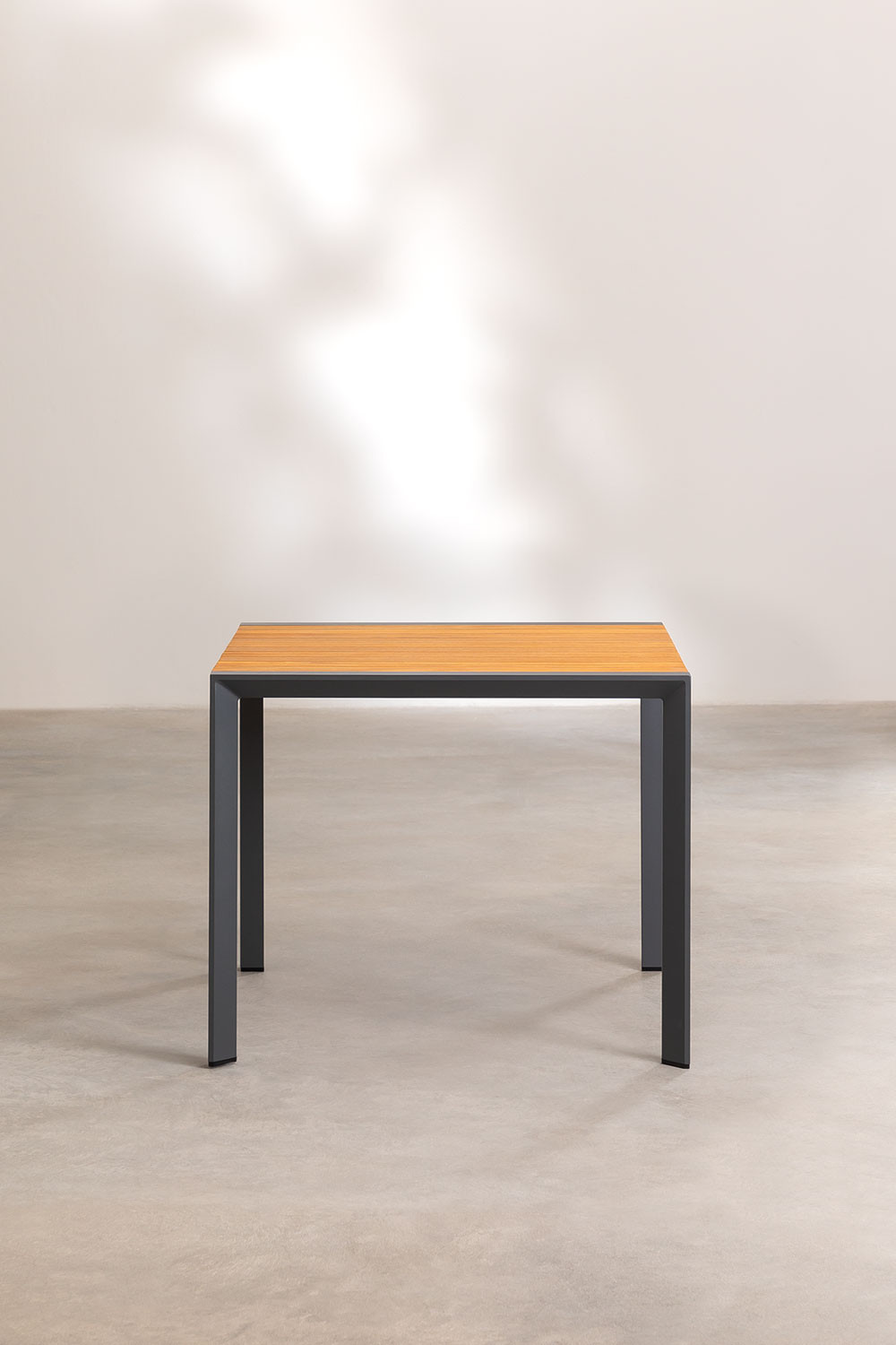 Supreme Square Table Set (90x90 cm) and 4 Archer Garden Chairs - SKLUM