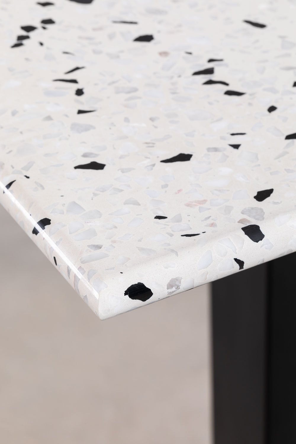 Square 60x60 cm high bar table in Praline terrazzo - SKLUM