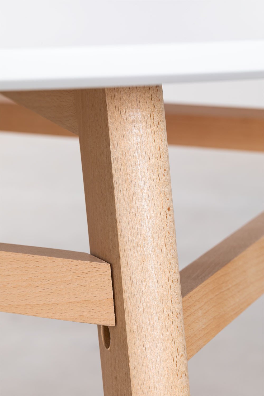 Round Dining Table in MDF and Beech Wood Scand Nordic - SKLUM