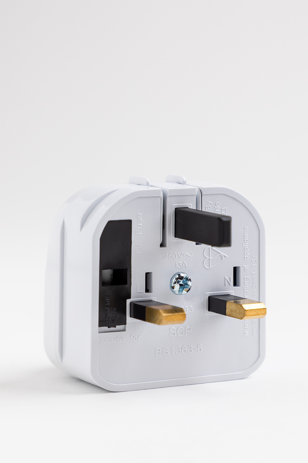 Adapter Plug Type E (EU) to Plug Type G (UK) - SKLUM