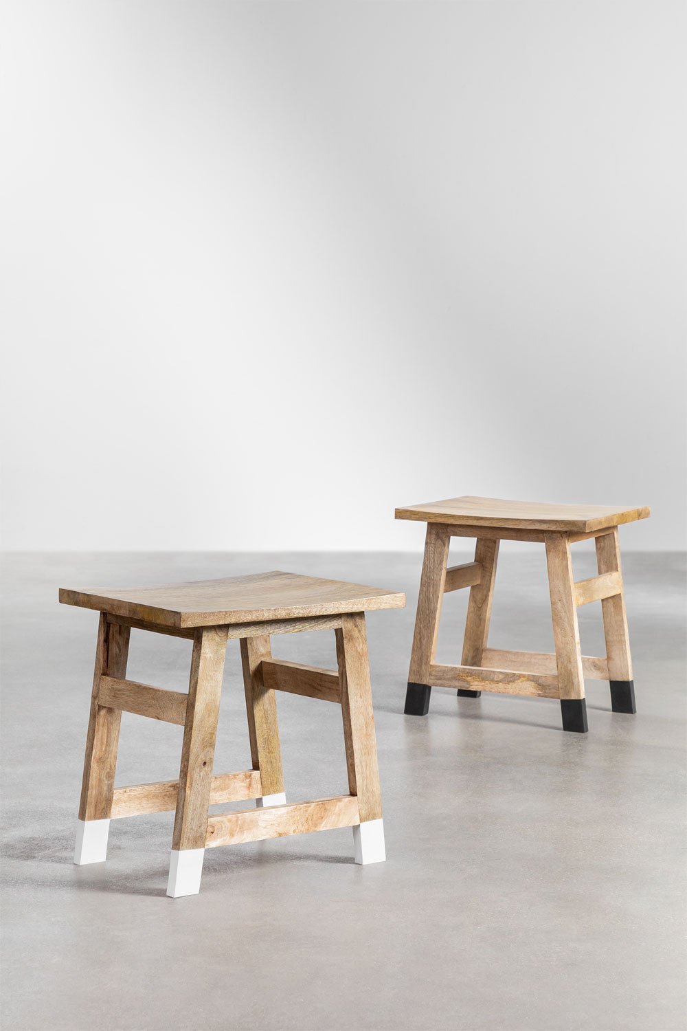 Low stool in Pid mango wood - SKLUM
