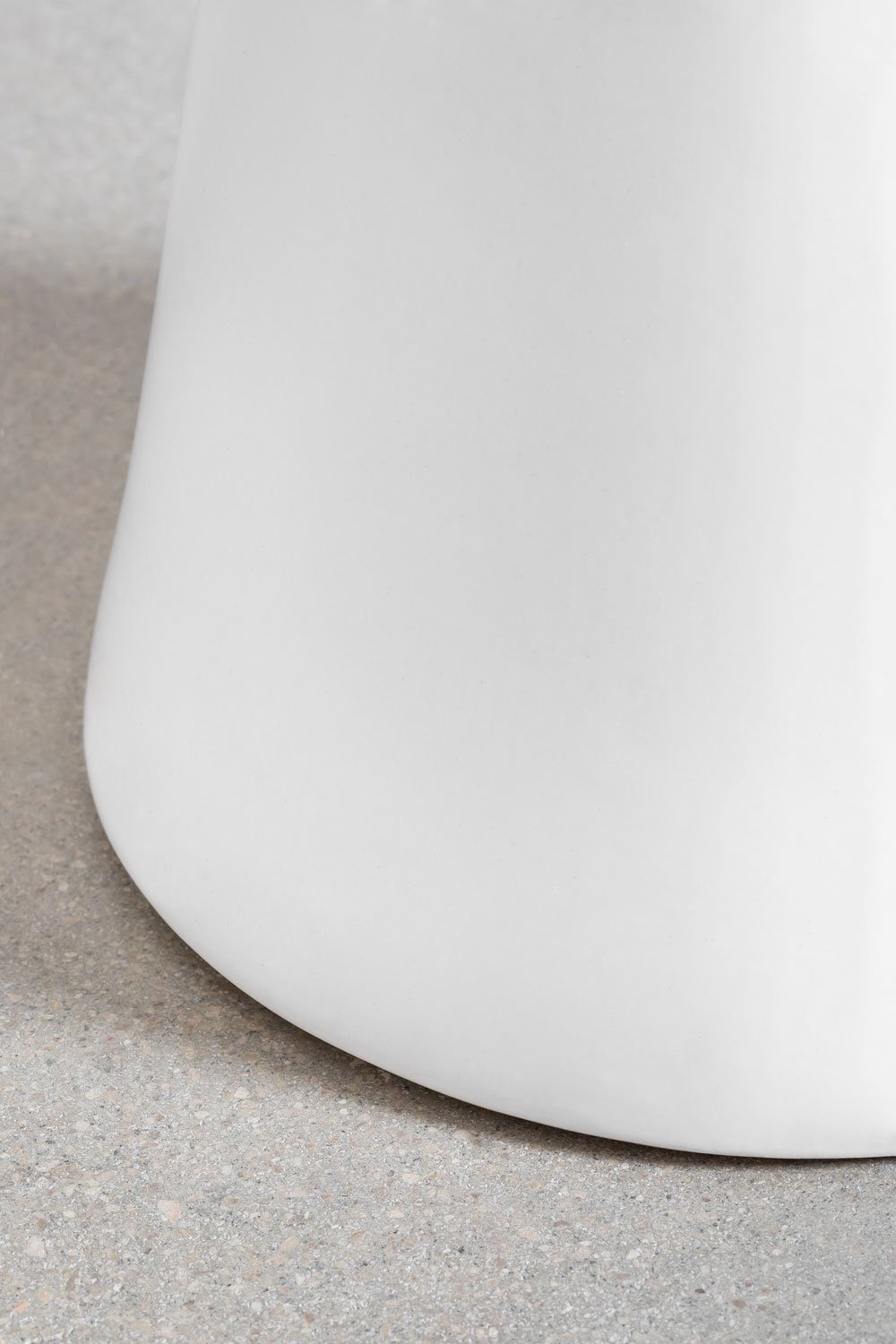 Round side table Ø35 cm in ceramic Kaly - SKLUM