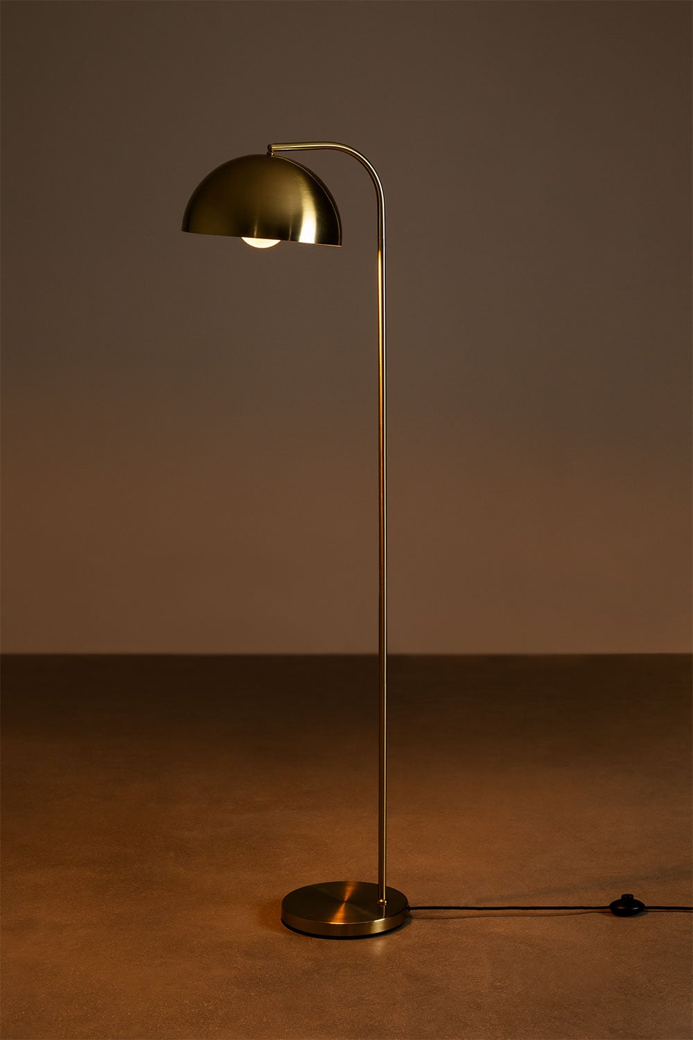 Nura iron floor lamp - SKLUM