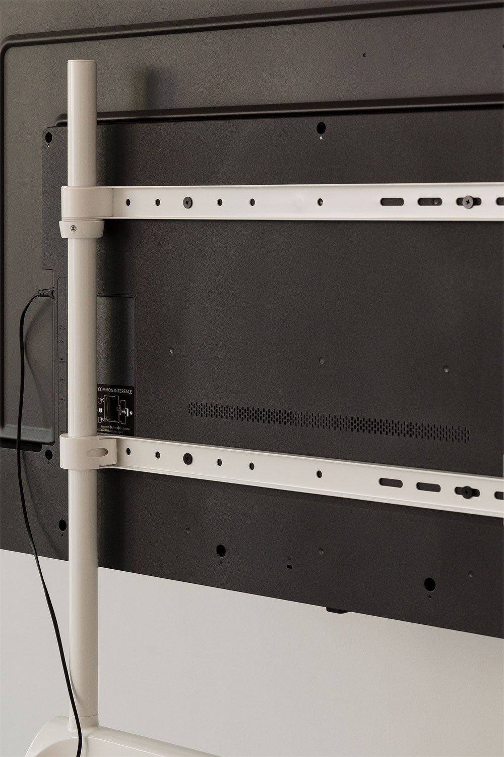 Franzier steel TV floor stand - SKLUM