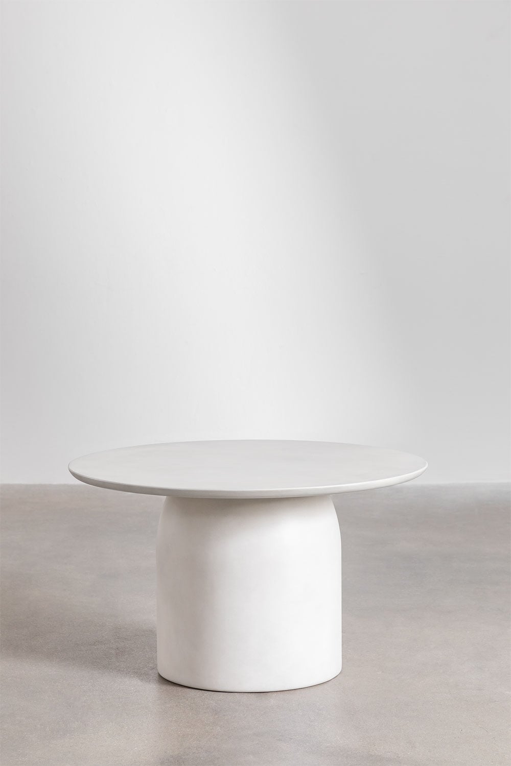 Layana round coffee table Ø75 cm in cement - SKLUM