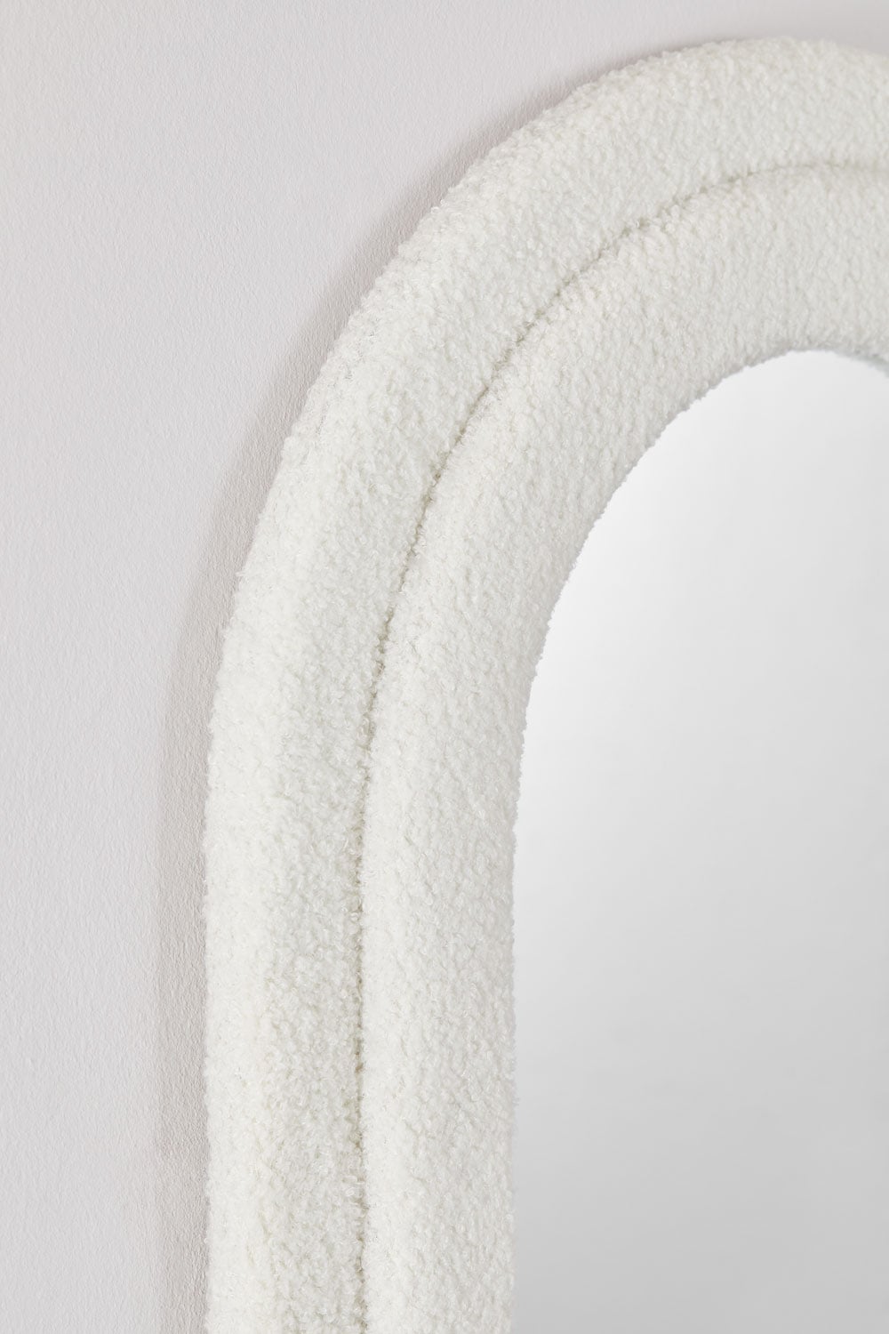 Ilai 60x160 cm wall mirror in sherpa fabric - SKLUM