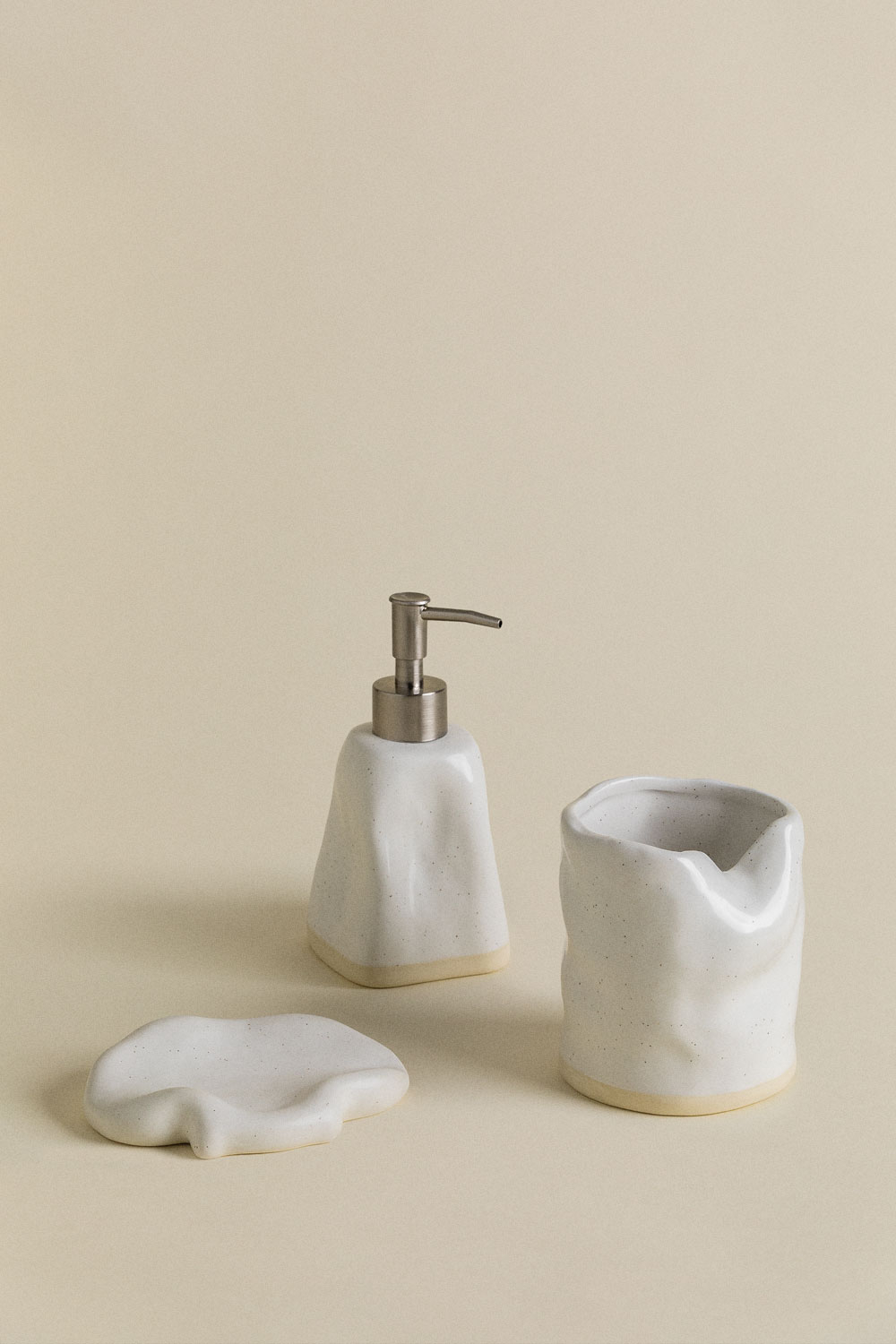 Tuvan stoneware bathroom set - SKLUM