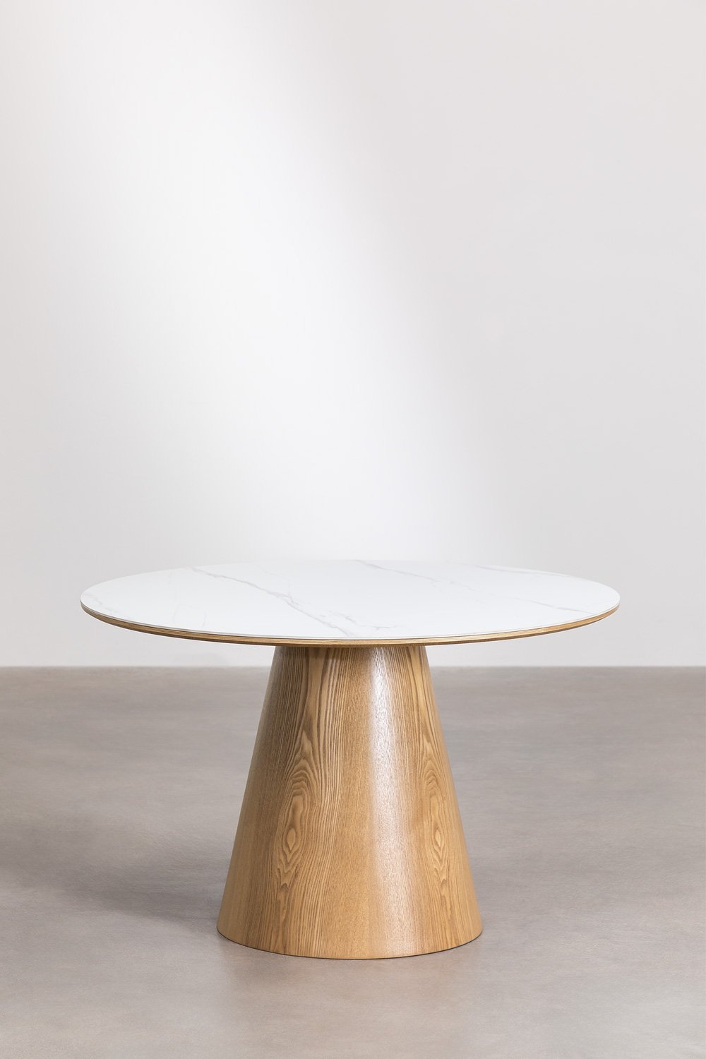 Aura round wooden dining table - SKLUM