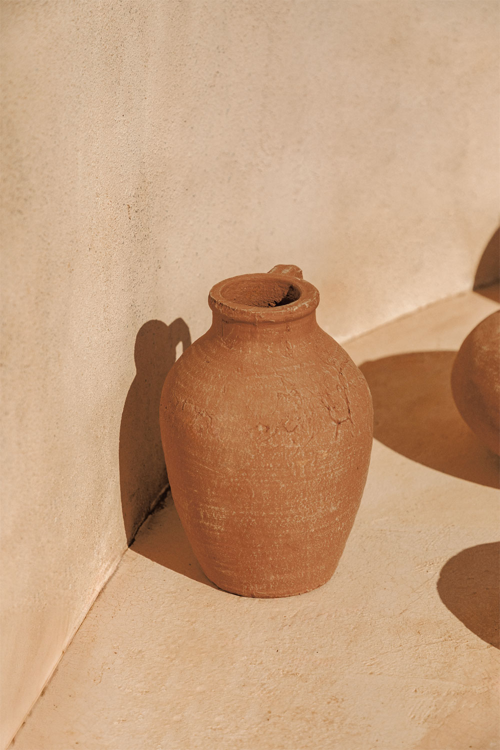 Decorative terracotta vase with handle Agnon - SKLUM