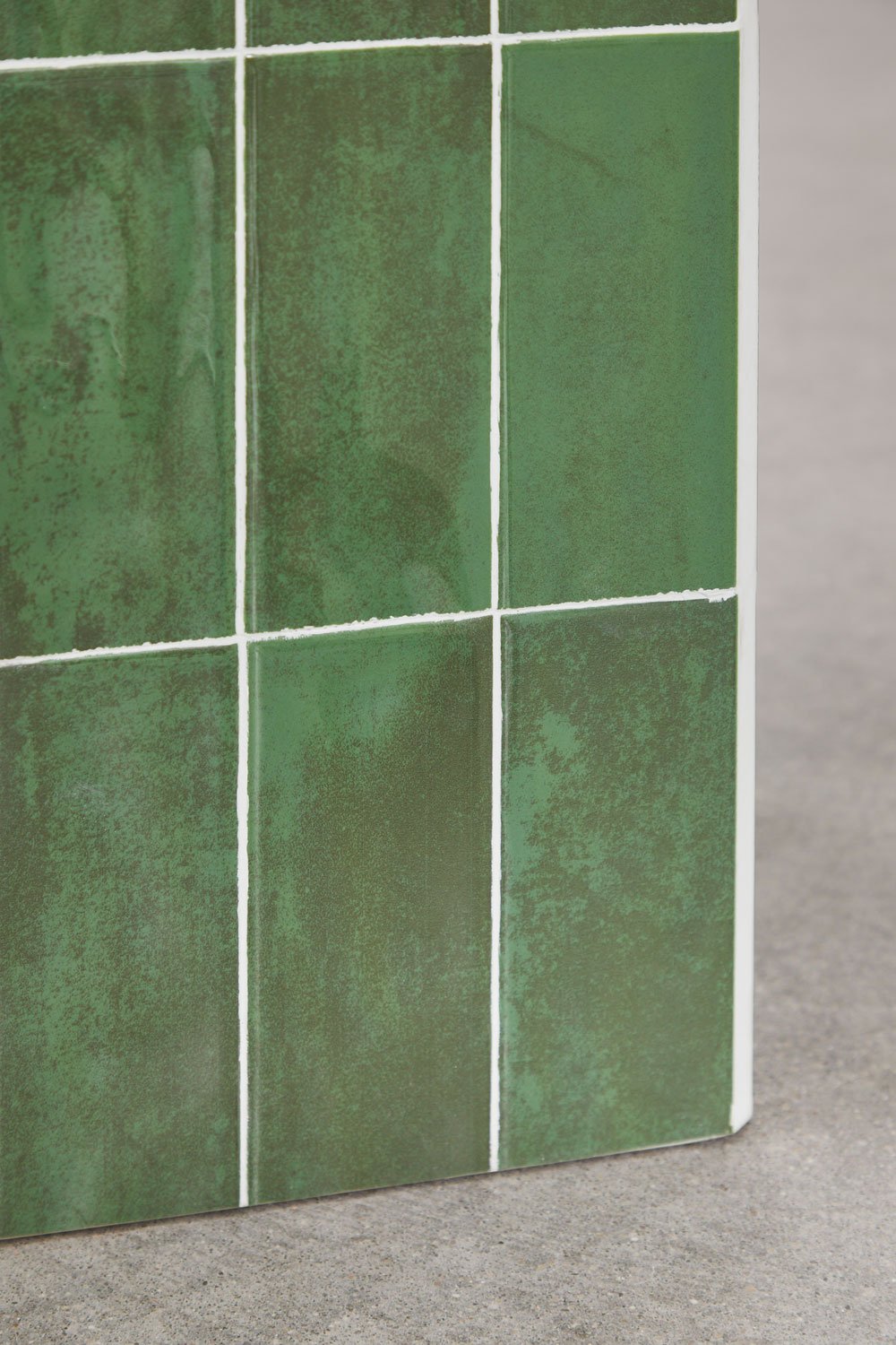 Square garden side table 30x30 cm in cement and Bongani tiles - SKLUM