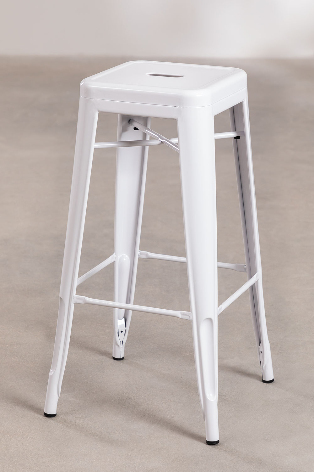 Pack of 4 stackable high stools in Lix steel - SKLUM